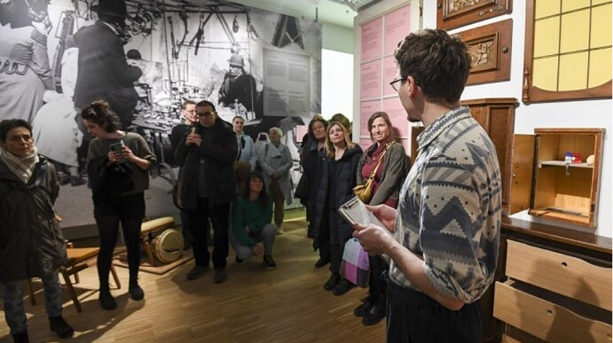 Exhibitions Events Events Throwaway Closing Event With Live